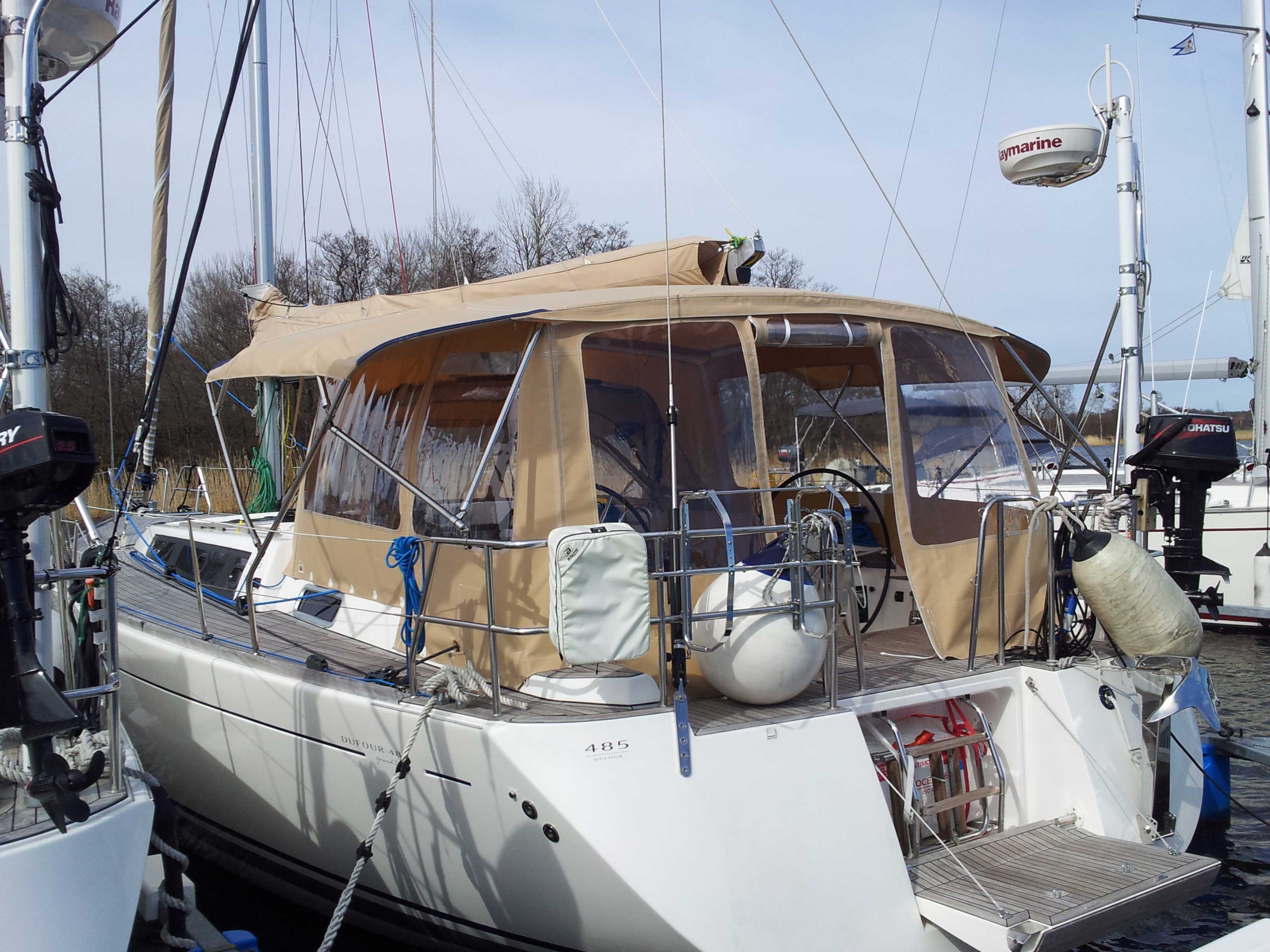 Bimini with enclosure - Kapell & Annat